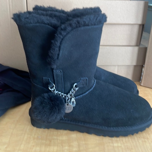 UGG | Shoes | Ugg Womens Classic Short Charm Boot | Poshmark